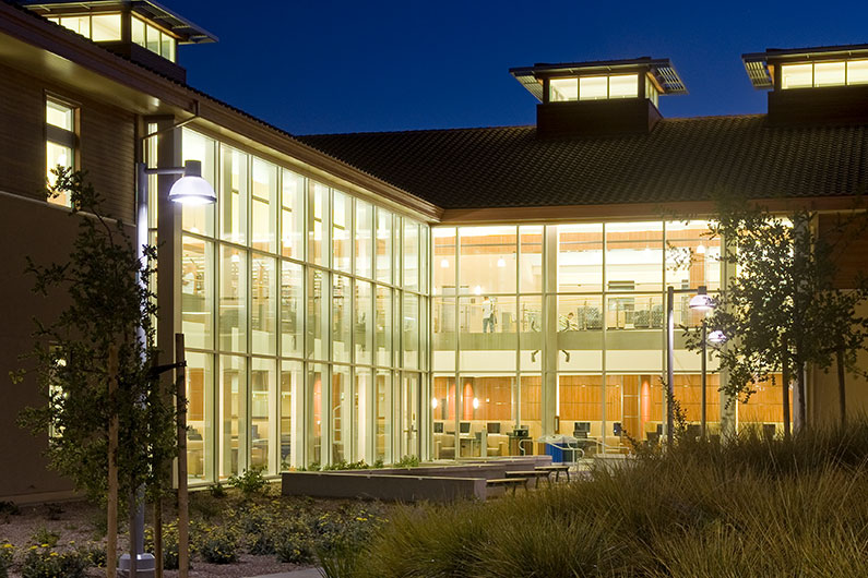Santa Rosa Junior College Mahoney Library - TLCD Architecture