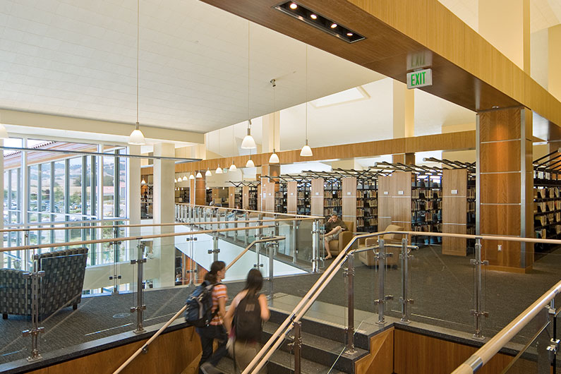 Santa Rosa Junior College Petaluma Campus - TLCD Architecture